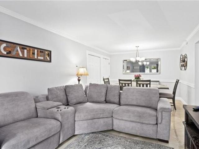 Fordson Ave Apt,cranston, Condo For Sale