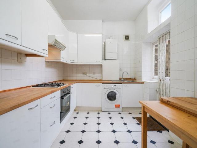 Fordwych Road, London, NW2