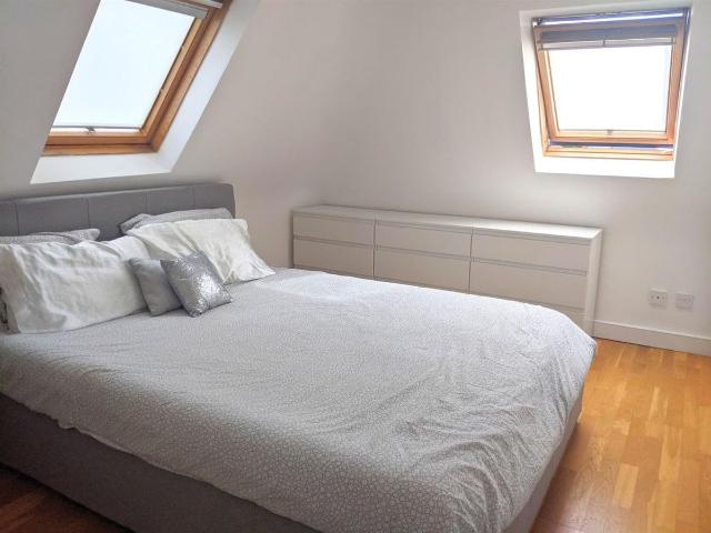 Fordwych Road, West Hampstead, London NW2, 2 bed flat to rent, £2,058 pcm | PrimeLocation