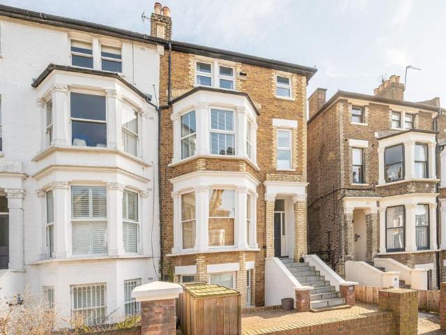 Fordwych Road, West Hampstead. 2 bed flat to rent £3,034 pcm £700 pw