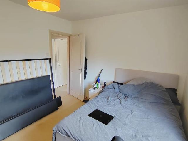 Fordwych Road, Willesden NW2, 2 bed flat to rent, £2,300 pcm | PrimeLocation