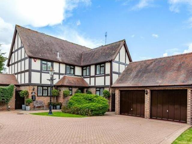 Fordyce Close, Emerson Park, 5 Bedroom Detached