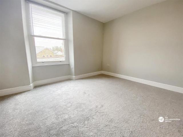 Fore Street, Bodmin, PL31 Studio to rent £440 pcm £102 pw