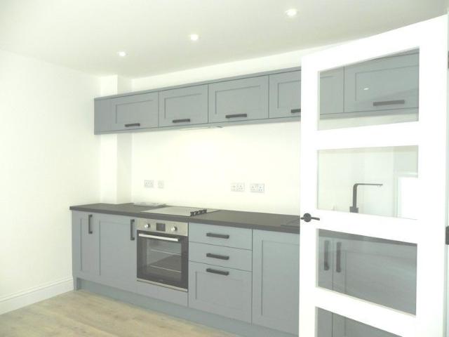 Fore Street, Hayle TR27, 1 bed flat to rent, £695 pcm | PrimeLocation