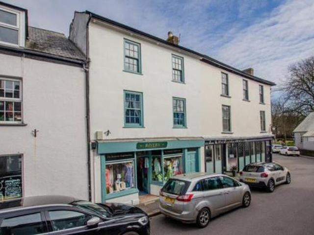 Fore Street, Lostwithiel, 3 Bedroom Apartment