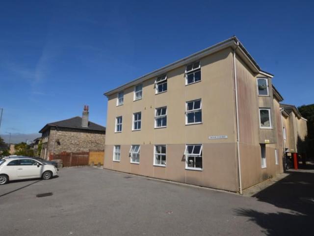 Fore Street, Pool, Redruth TR15, 1 bed flat to rent, £750 pcm | PrimeLocation