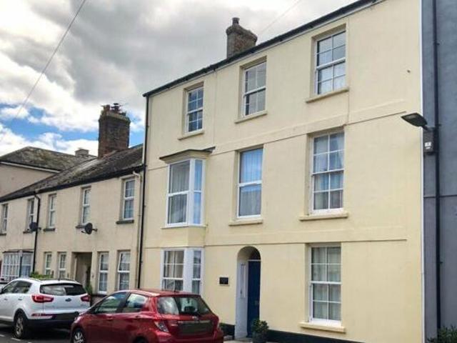 Fore Street, Seaton, 2 Bedroom Apartment