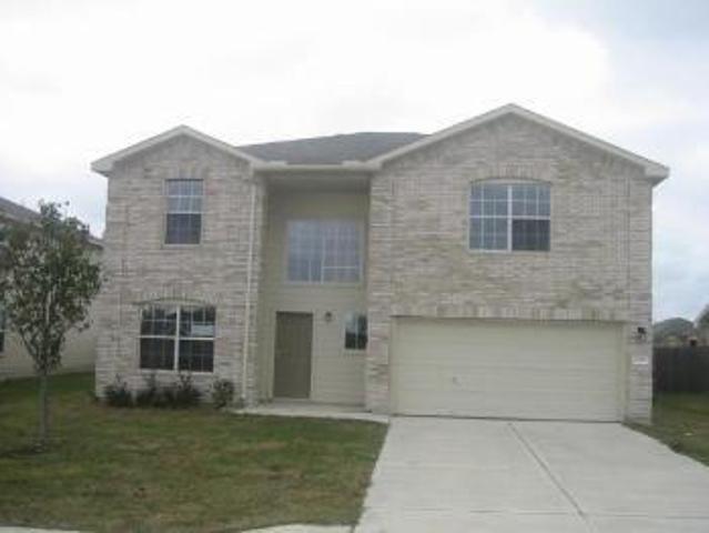 Foreclosed home in Taylor