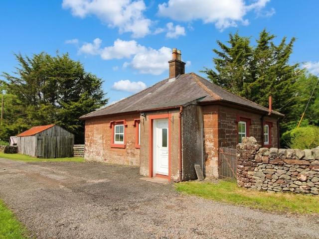 Foregirth Lodge. Kirkmahoe, Dumfries DG1, 2 bed detached house to rent, £695 pcm | PrimeLocation
