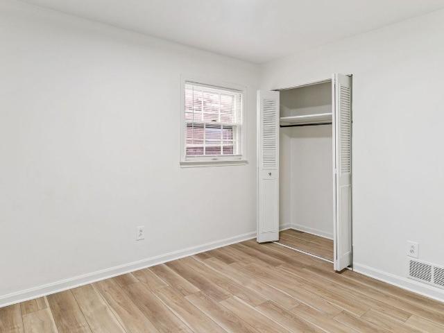 Foreman Apartments 2 Bedroom Apartment for Rent at 4203 Foreman Ln, Louisville, KY 40219 Okolona
