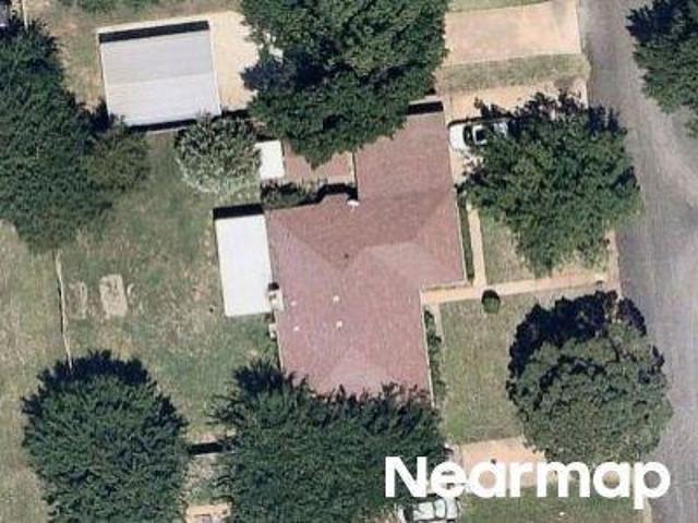 Forestwood Dr
