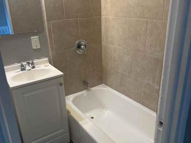 Forest Court Apartment Homes 1 Bedroom Apartment for Rent at 1006 Forest Ct, Kansas City, KS 66103 Rosedale
