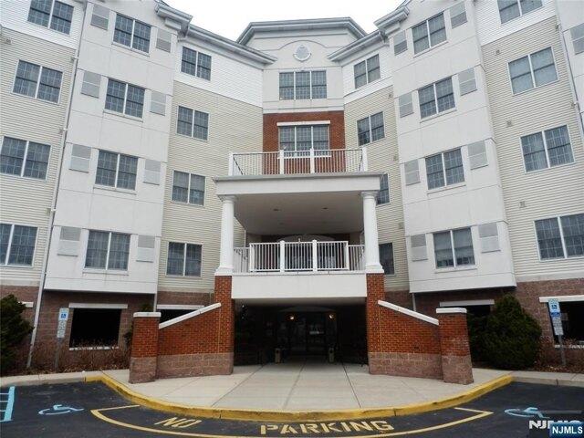 Forest Ave Apt,paramus, Property For Sale