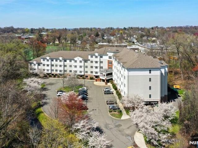 Forest Ave Apt,paramus, Property For Sale
