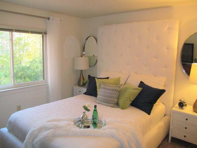 Forest Glen 4 Bedroom Apartment for Rent at 400 Alpine Way, Midland, MI 48642