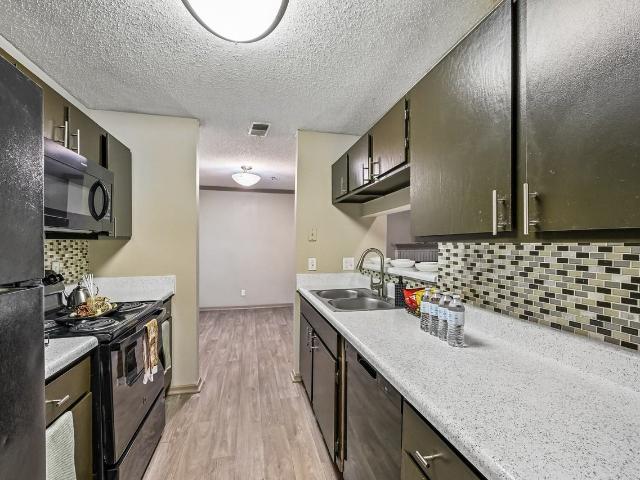 Forest Glen 2 Bedroom Apartment for Rent at 4236 Austell Rd, Austell, GA 30106
