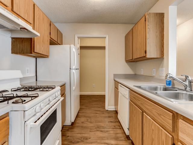 Forest Glen Apartments 3 Bedroom Apartment for Rent at 100 Lynn Forest Dr, Durham, NC 27713