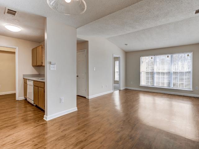 Forest Glen Apartments 4 Bedroom Apartment for Rent at 100 Lynn Forest Dr, Durham, NC 27713