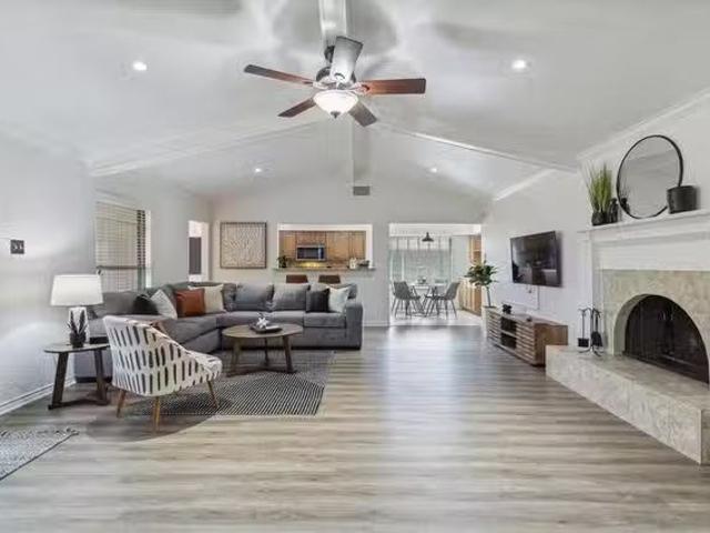 Forest Grove Drive