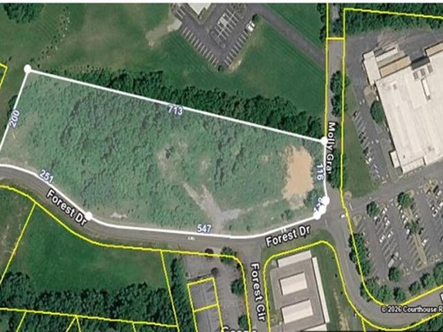 Forest Dr, Jonesborough, TN 37659