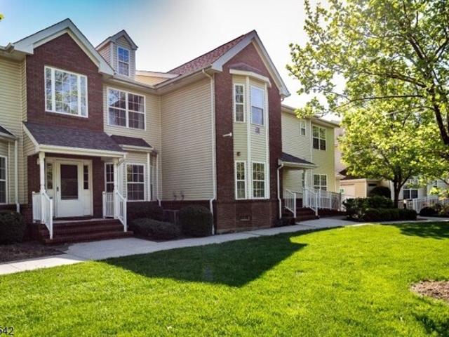 Forest Dr Unit,piscataway Twp, Condo For Sale