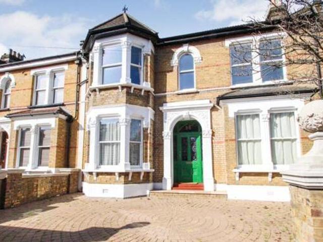 Forest Drive East, Leytonstone, 5 Bedroom Terraced