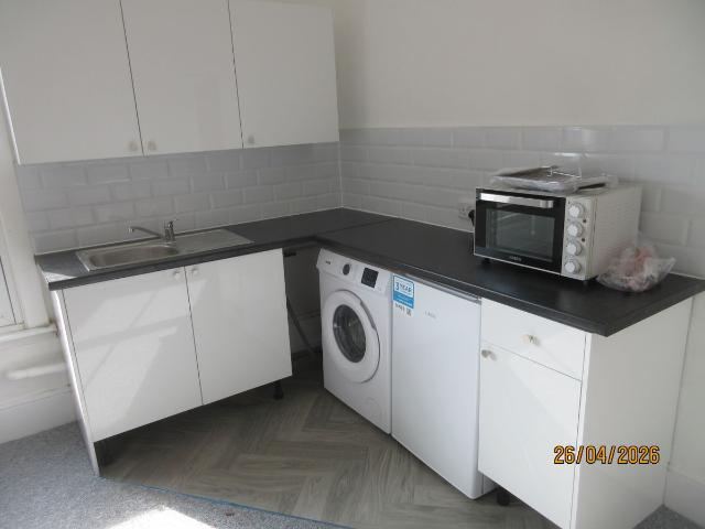 Forest Drive West, Leytonstone E11, Room to rent, £758 pcm | PrimeLocation