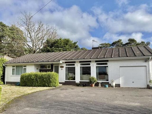 Forest Edge Drive, Ashley Heath, 3 Bedroom Bungalow