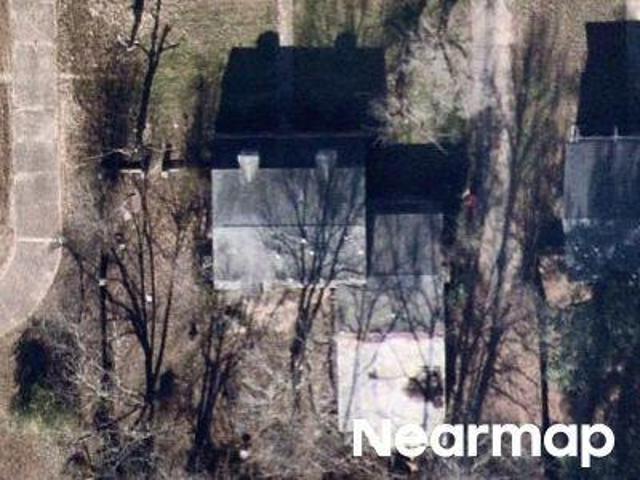 Forest Knoll Dr