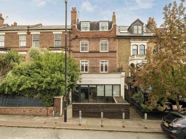 Forest Hill Road, East Dulwich SE22, 2 bed flat to rent, £1,900 pcm | PrimeLocation
