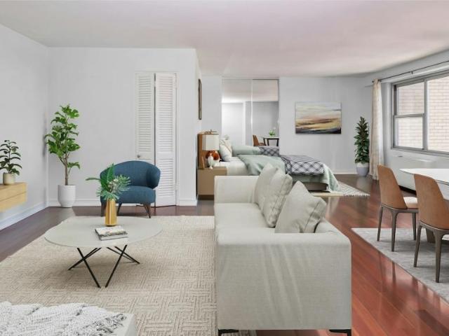 Forest Hills NY 102245897