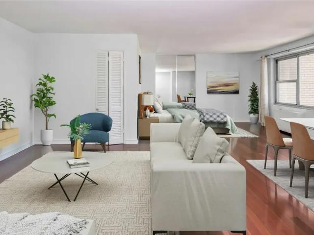 Forest Hills NY 102752859