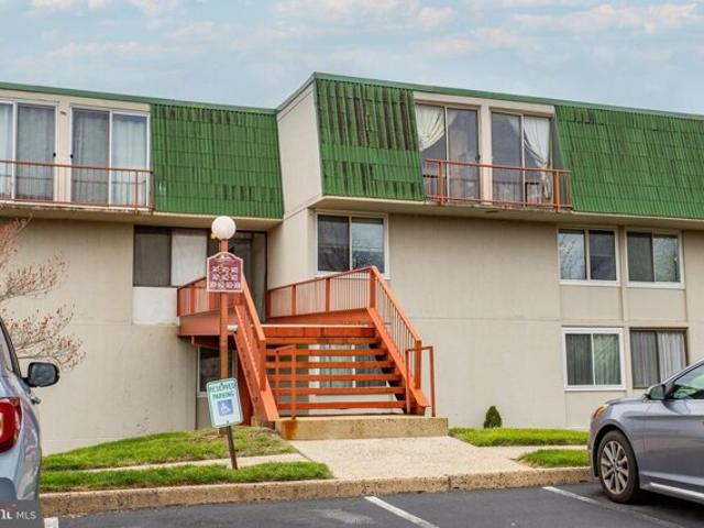 Forest Ln Unit D, Schwenksville, Condo For Sale
