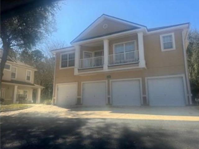 Forest Lake Cir N Apt 3