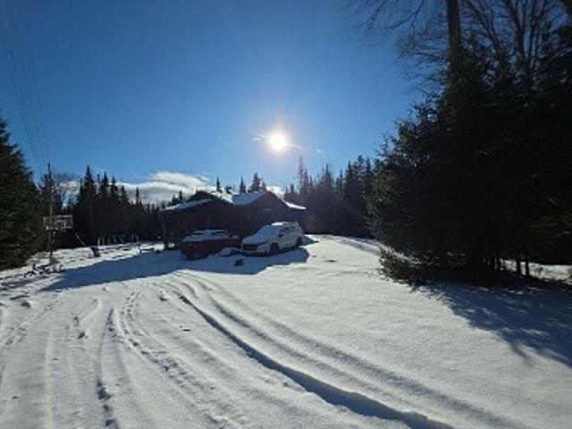 Forest Lake Road