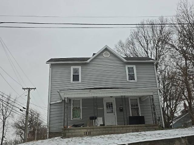 Forest St