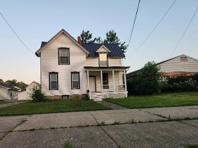 Forest St