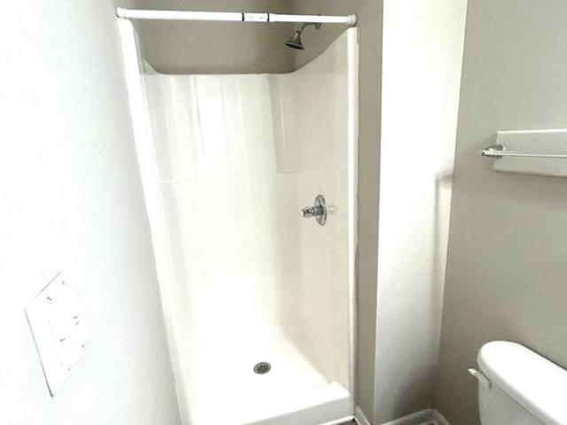 Forest Pointe 1 Bedroom Apartment for Rent at Elcone Dr, Fayetteville, NC 28306 Douglas Byrd