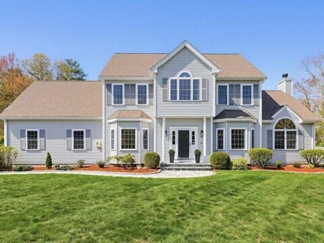 Forest Path, Hopedale, Home For Sale