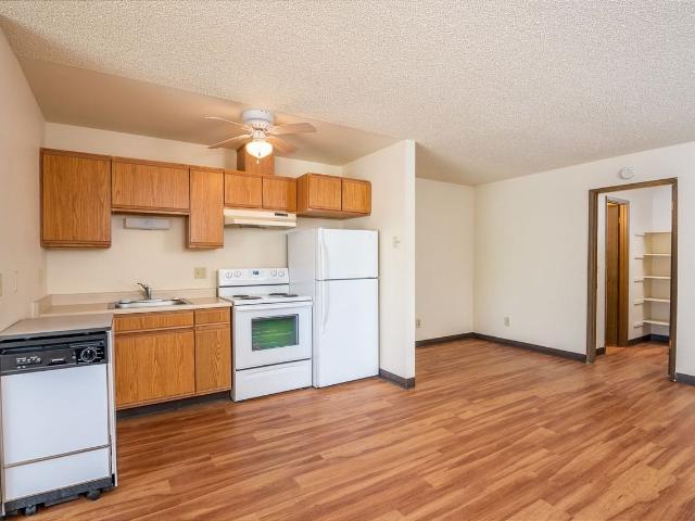 Forest Park Apartments Studio Apartment for Rent at 2545 Columbia Blvd, Saint Helens, OR 97051