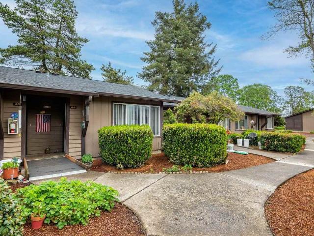 Forest Park Apartments 2 Bedroom Apartment for Rent at 2545 Columbia Blvd, Saint Helens, OR 97051