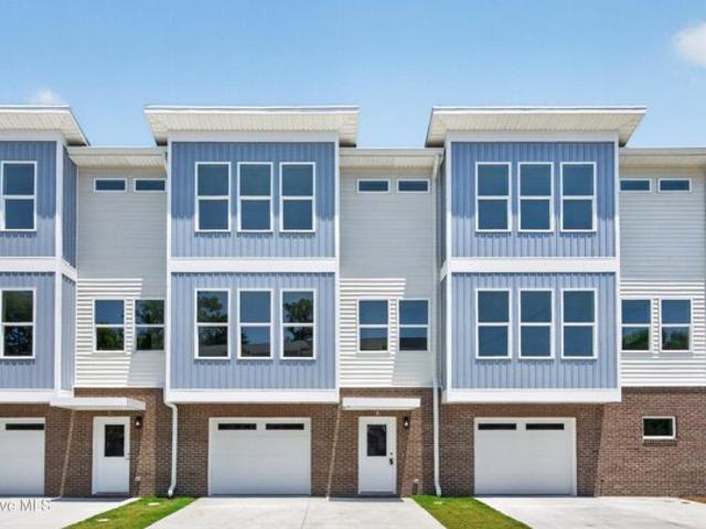 Forest Park Rd Unit B, Wilmington, Home For Sale
