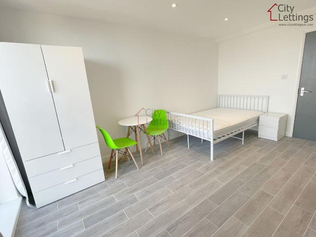 Forest Road West, Nottingham NG7, Room to rent, £520 pcm | PrimeLocation