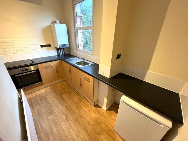 Forest Road West, Nottingham NG7, 1 bed flat to rent, £650 pcm | PrimeLocation