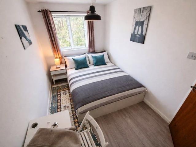 Forest Road, London E7, Room to rent, £725 pcm | PrimeLocation