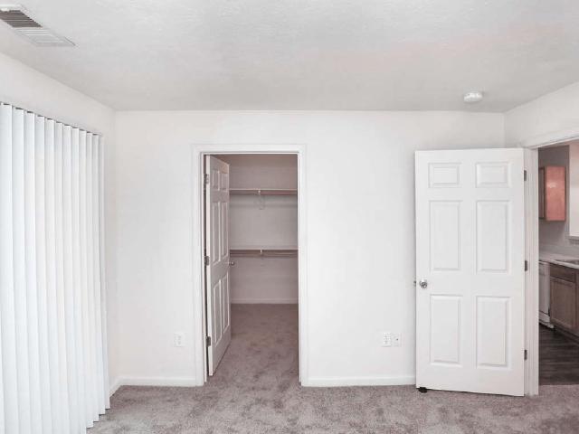 Forest Ridge 1 Bedroom Apartment for Rent at 7676 Horsetail Dr, Indianapolis, IN 46260 Crooked Creek