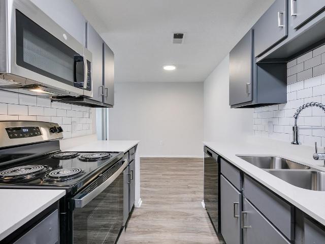 Forest Ridge 1 Bedroom Apartment for Rent at 8850 Fair Oaks Xing, Dallas, TX 75243