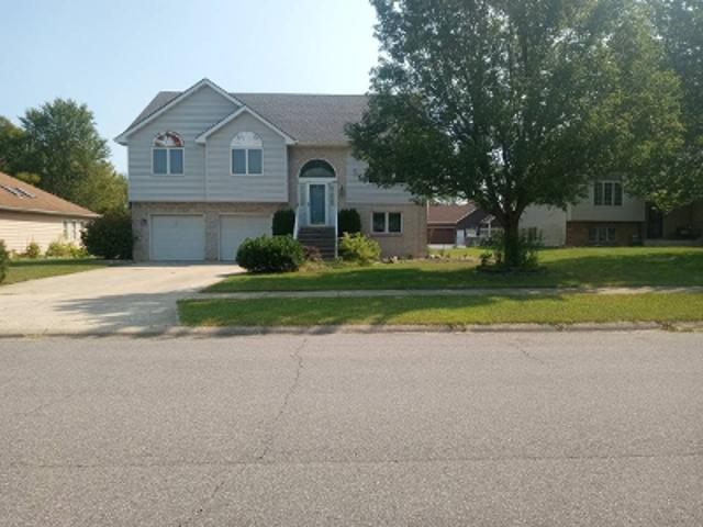 Forest Ridge Dr