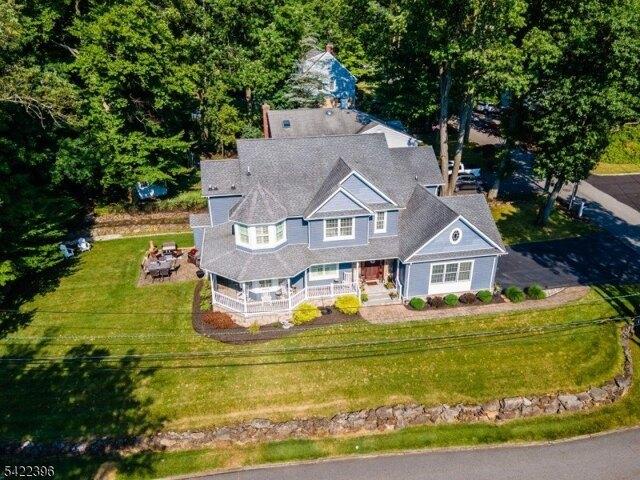 Forest Ter, Wayne, Home For Sale