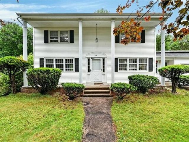 Forest View Dr, Cumberland, Home For Sale